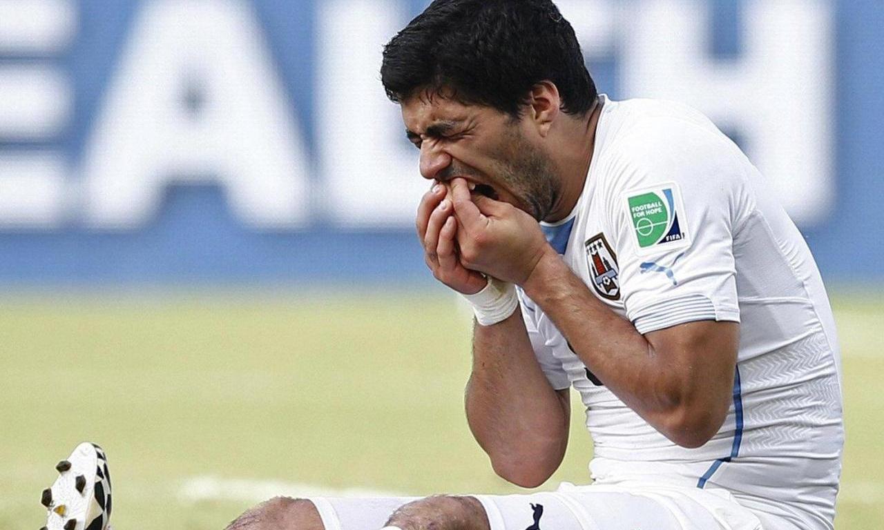 Star-Carnivore Luiz Suarez in FIFA 15 gesperrt – GamePire